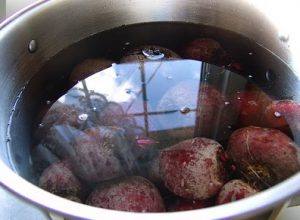 Voici Comment Préparer Des Betteraves Marinées… Une Recette À Découvrir